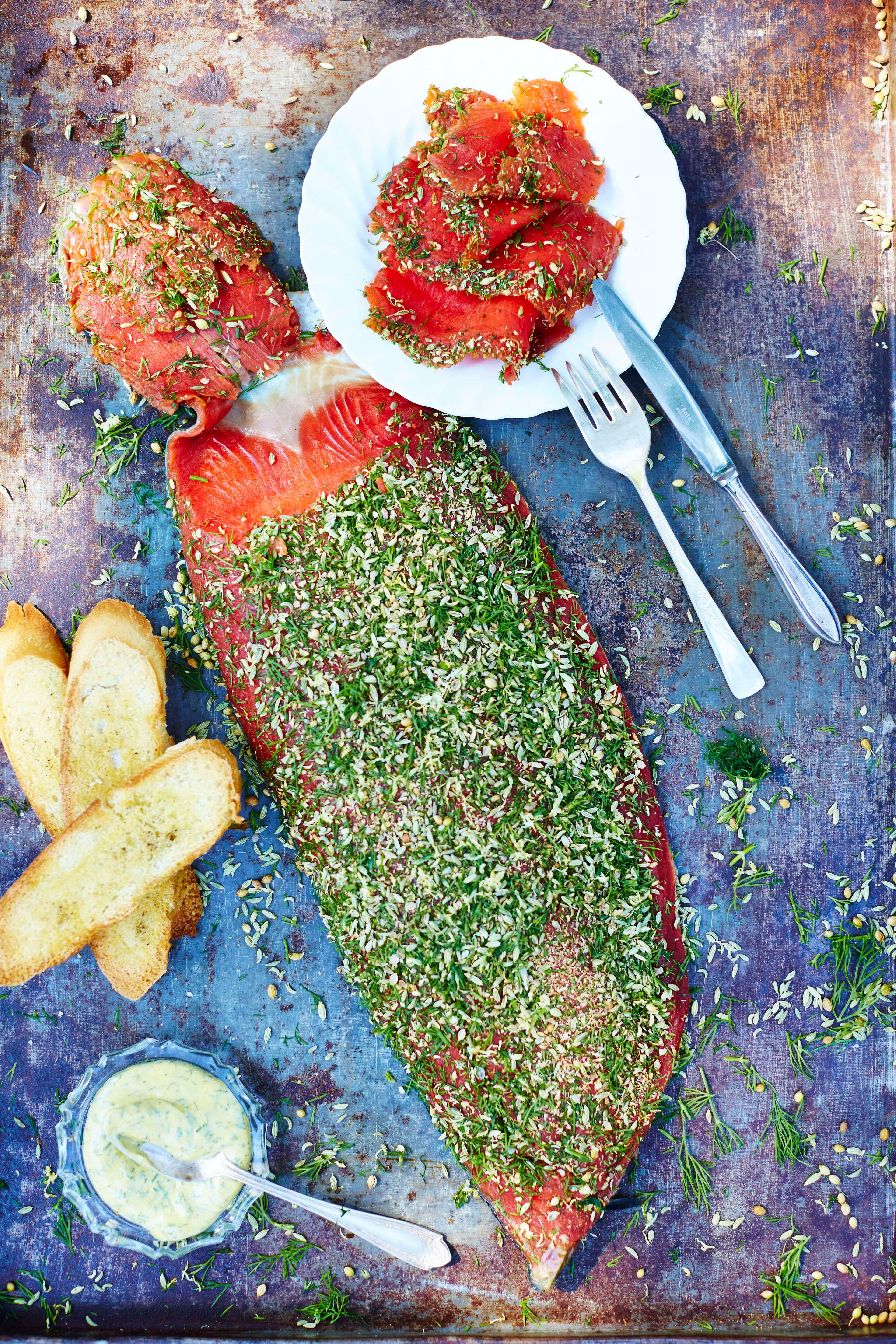 Gravlax with mustard-dill sauce